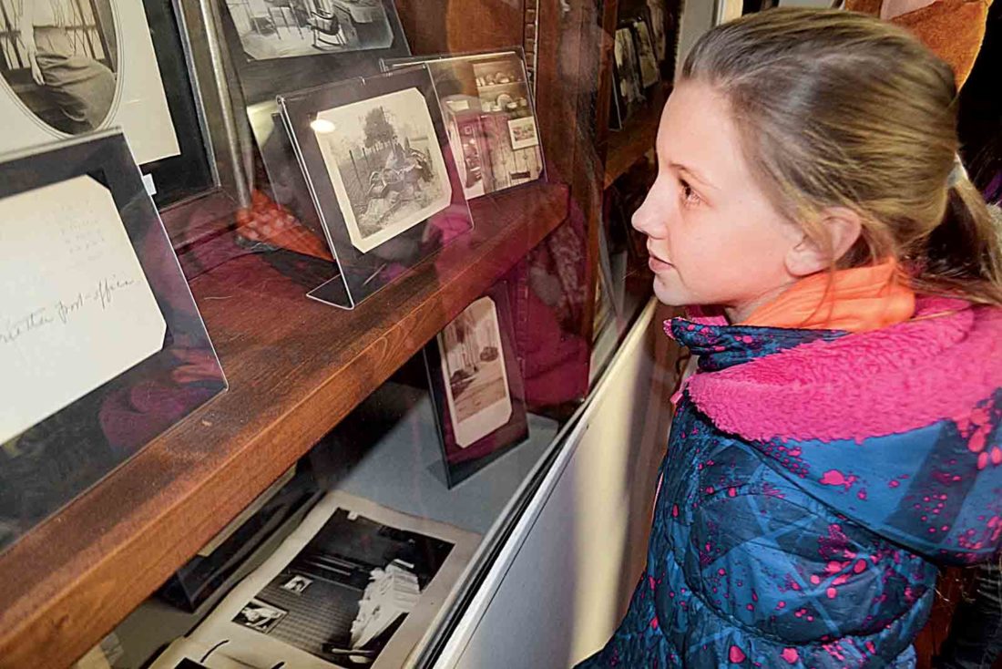 Harmar Elementary School students tour Henry Fearing House Museum ...